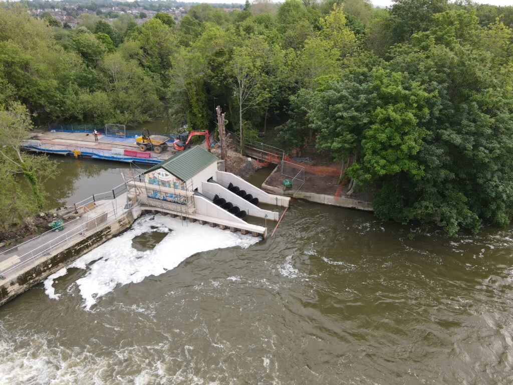 A people-powered legacy: community hydro on the River Thames - Shareable